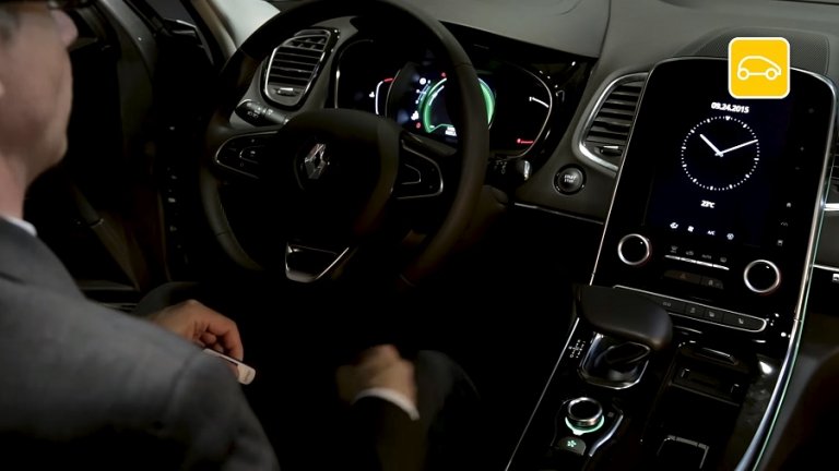 Come aggiornare il sistema multimediale R-LINK 2 di Renault - Lifepare